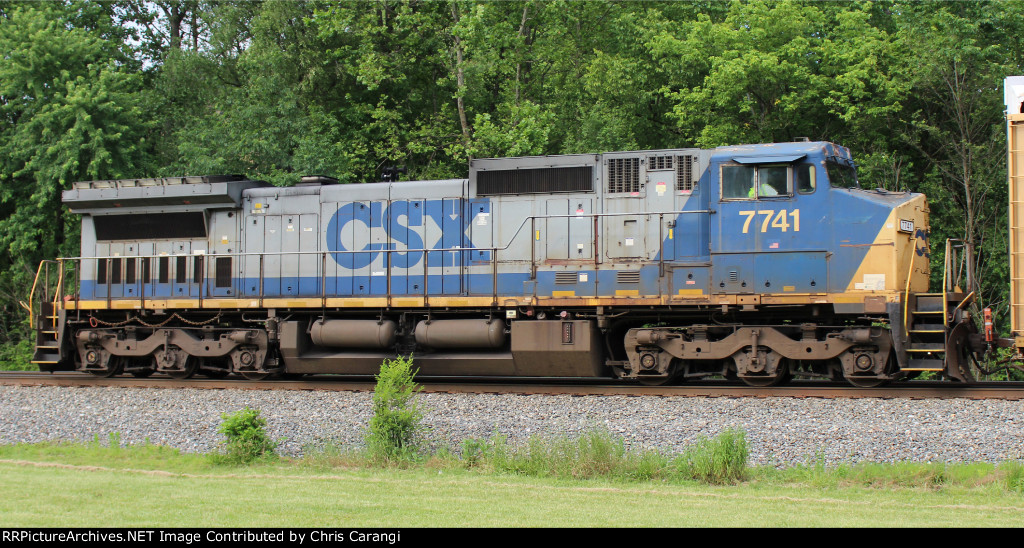 CSXT 7741 on rear of Q276-14